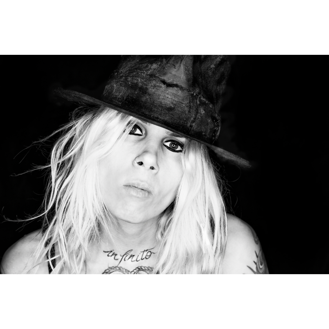 Jose Girl – janinebeangallery